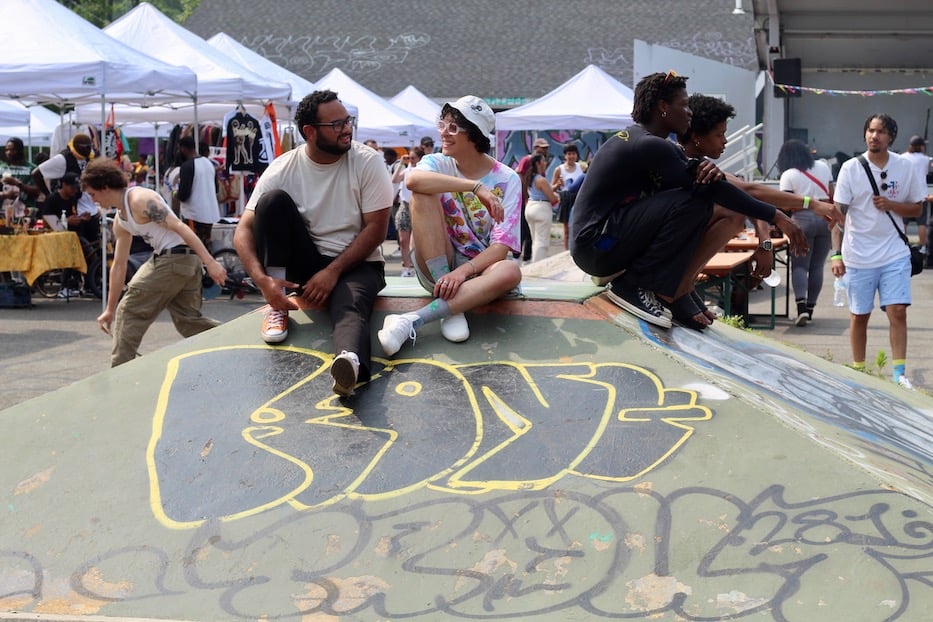Still A Vibe, Seeing Sounds Grows Its Sonic Footprint
